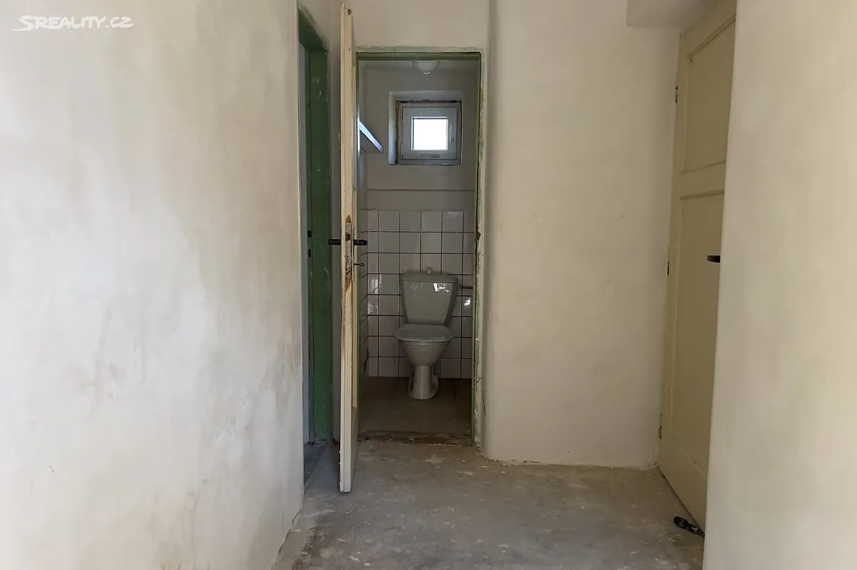 Prodej rodinného domu 83 m², pozemek 1042 m², Šárovcova Lhota • Sreality.cz