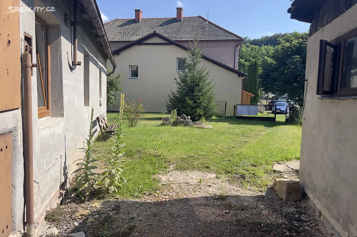 Prodej rodinného domu 83 m², pozemek 1042 m², Šárovcova Lhota • Sreality.cz