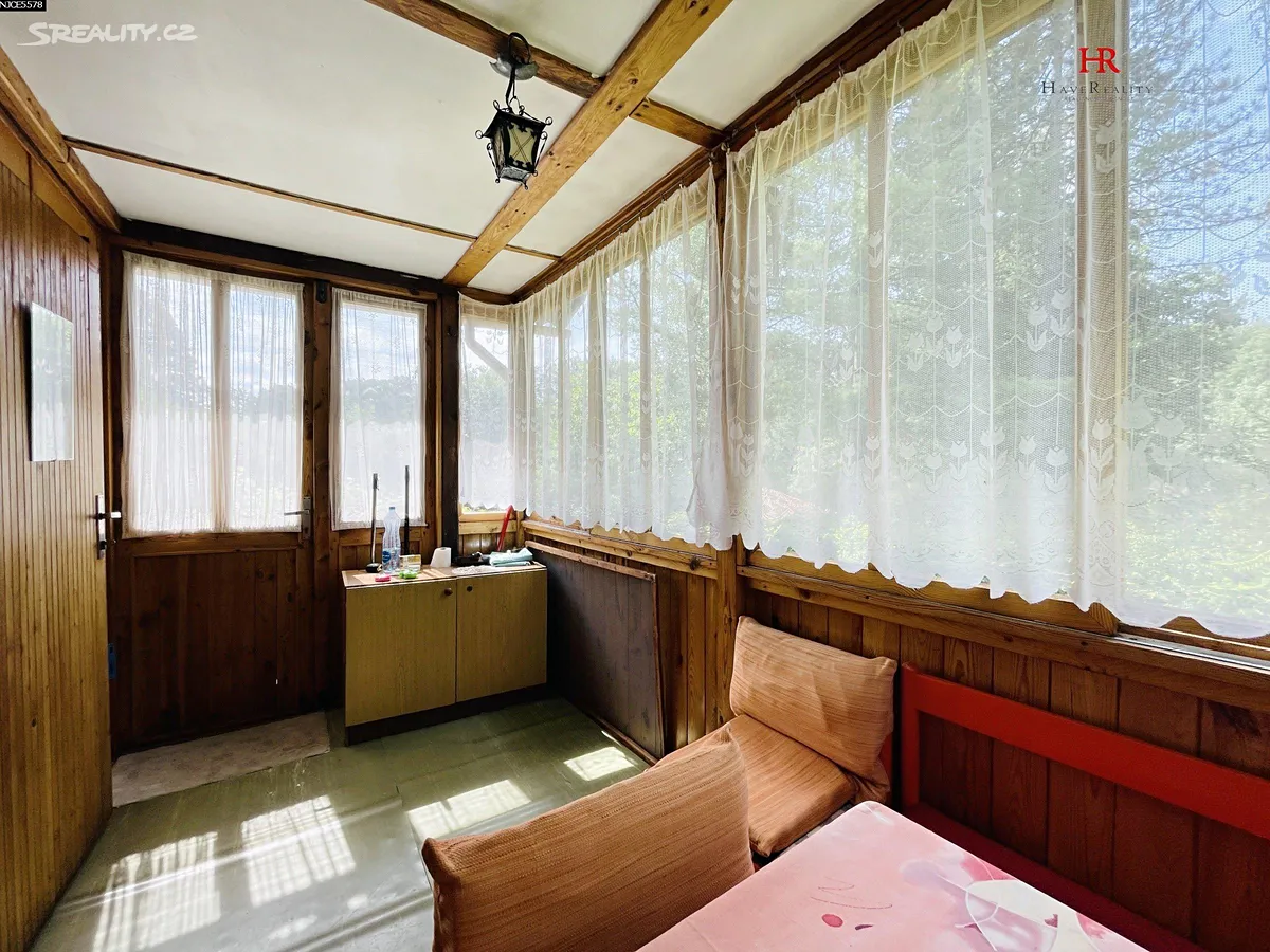 Prodej chaty 30 m², pozemek 560 m², Benešov - Buková Lhota • Sreality.cz