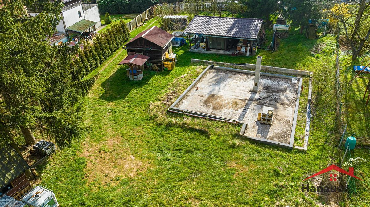 Prodej stavebního pozemku 1400 m², Dubská, Dubí - Drahůnky • Sreality.cz