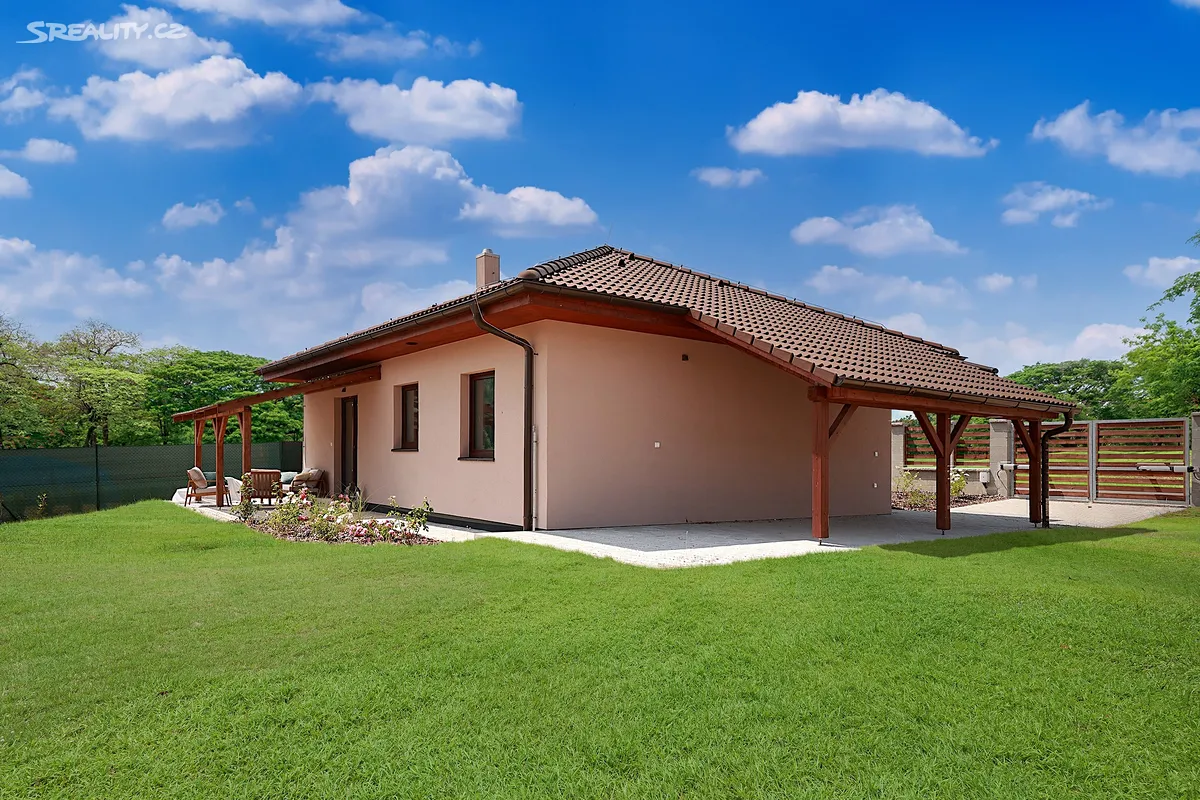 Prodej rodinného domu 68 m², pozemek 1044 m², Obory • Sreality.cz