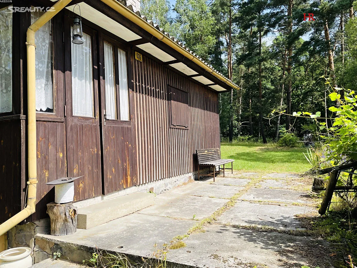 Prodej chaty 30 m², pozemek 560 m², Benešov - Buková Lhota • Sreality.cz