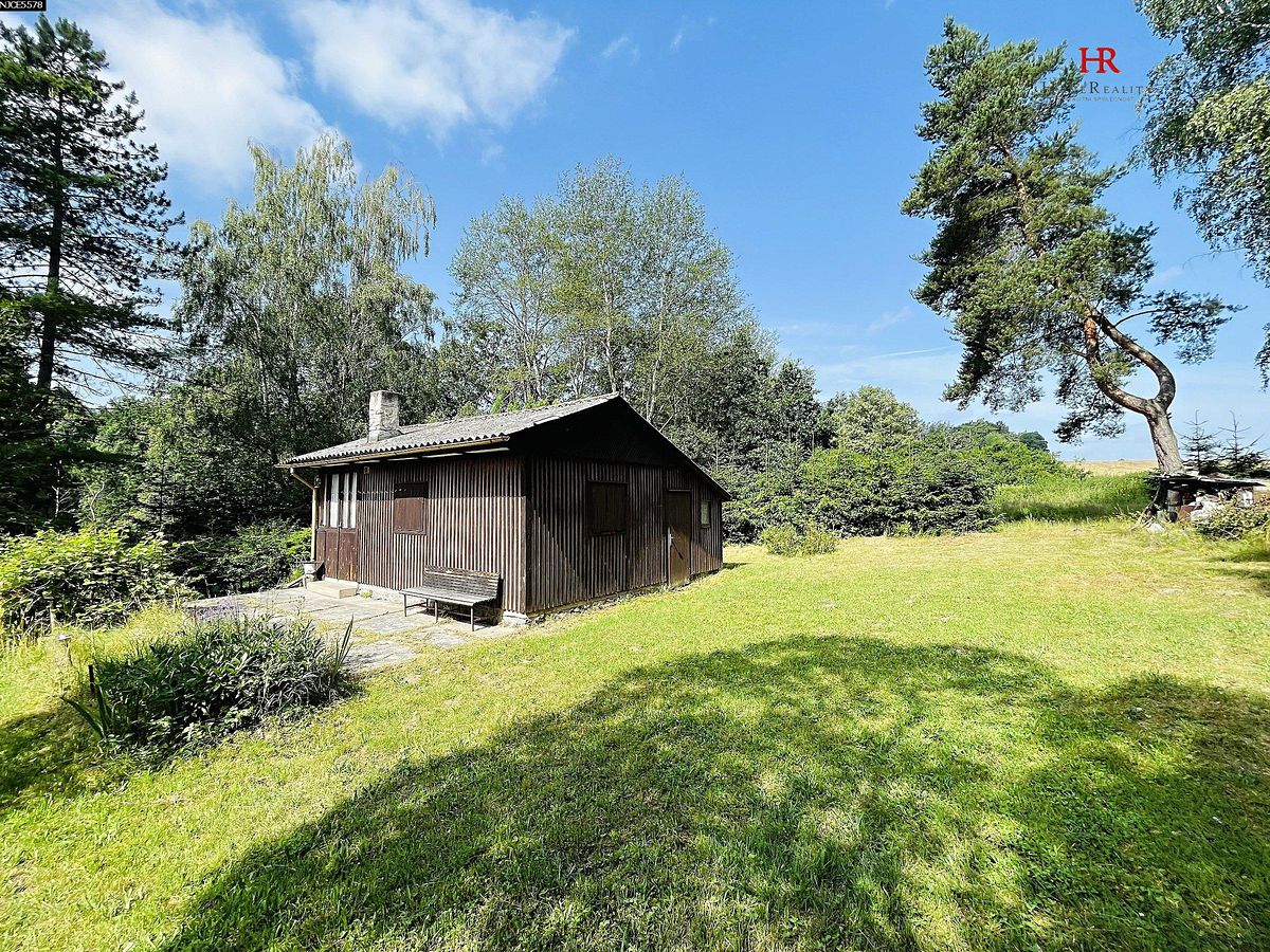 Prodej chaty 30 m², pozemek 560 m², Benešov - Buková Lhota • Sreality.cz