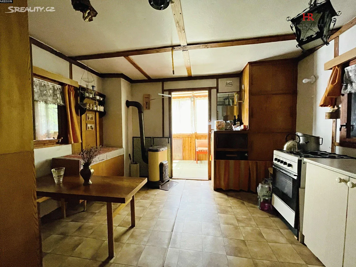 Prodej chaty 30 m², pozemek 560 m², Benešov - Buková Lhota • Sreality.cz