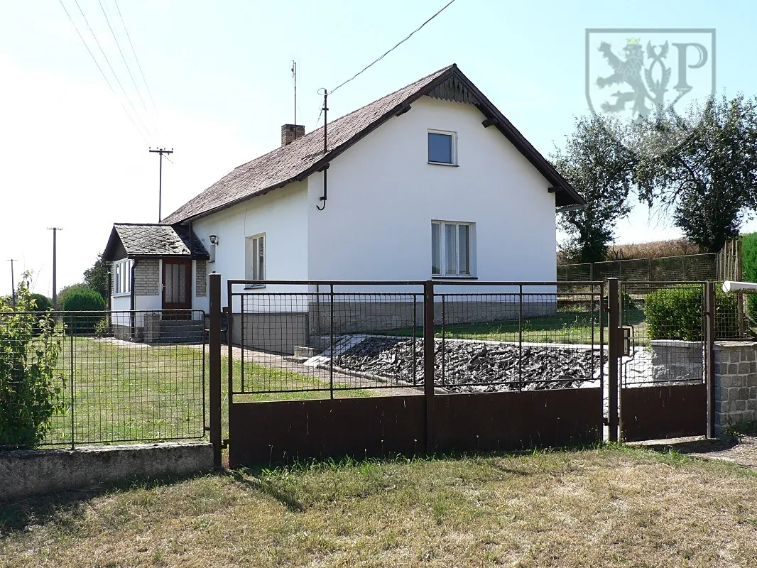 Prodej chalupy 120 m², pozemek 2423 m², Bělčice - Závišín • Sreality.cz