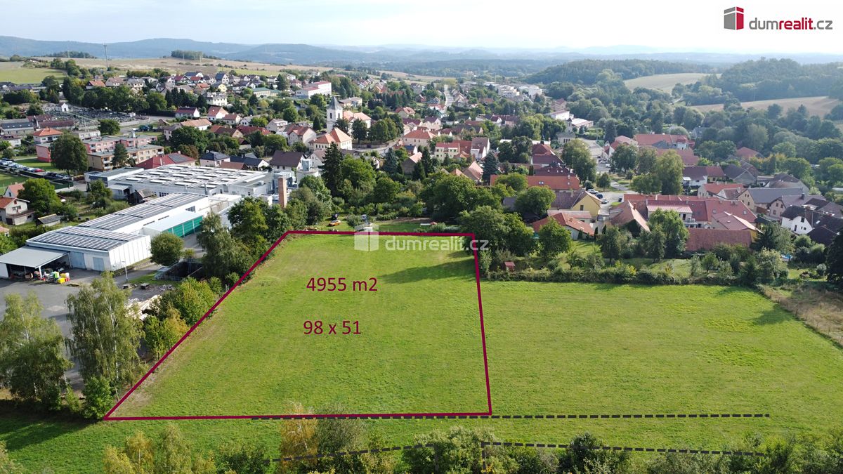 Prodej komerčního pozemku 4955 m², Pražská, Netvořice • Sreality.cz
