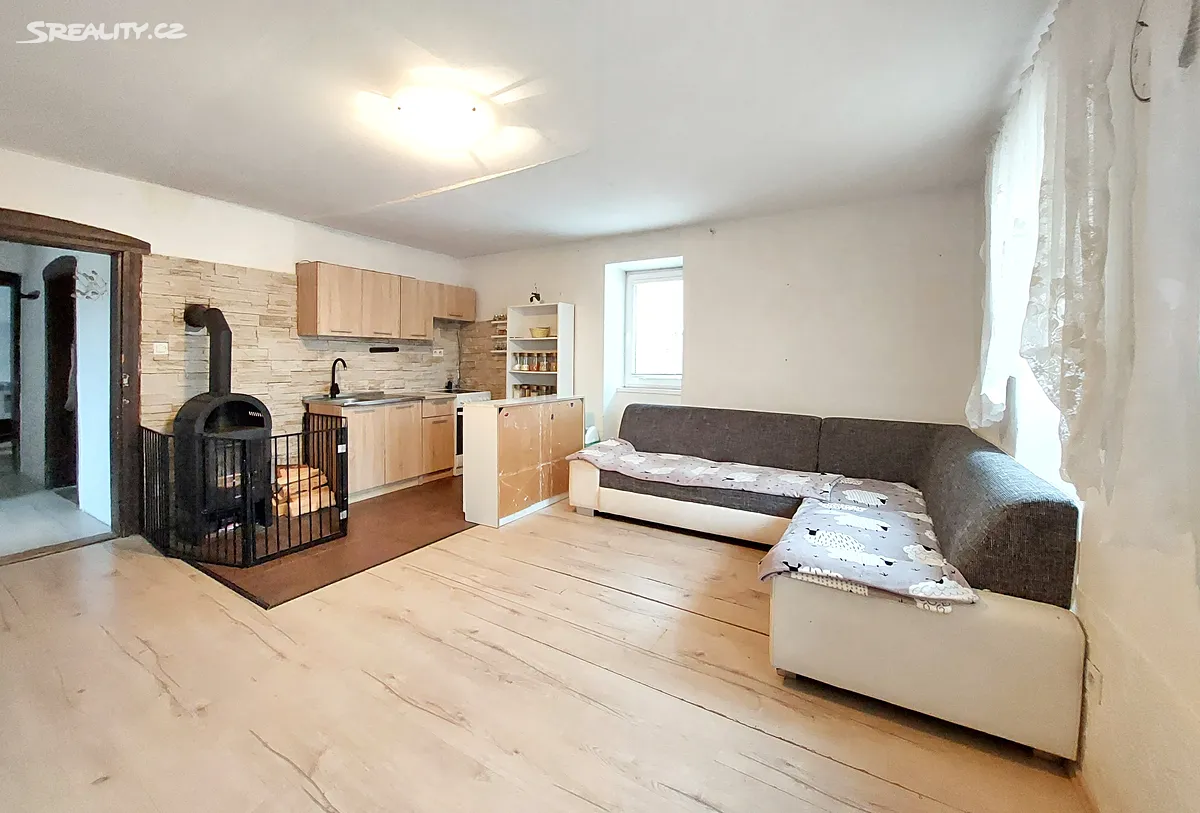 Prodej rodinného domu 55 m², pozemek 555 m², Lančov • Sreality.cz