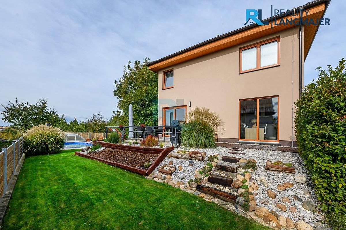 Prodej rodinného domu 183 m², pozemek 724 m², Plzeň - Božkov • Sreality.cz