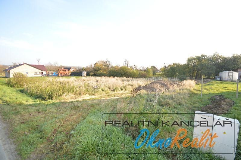 Prodej stavebního pozemku 1202 m², Lazníky • Sreality.cz