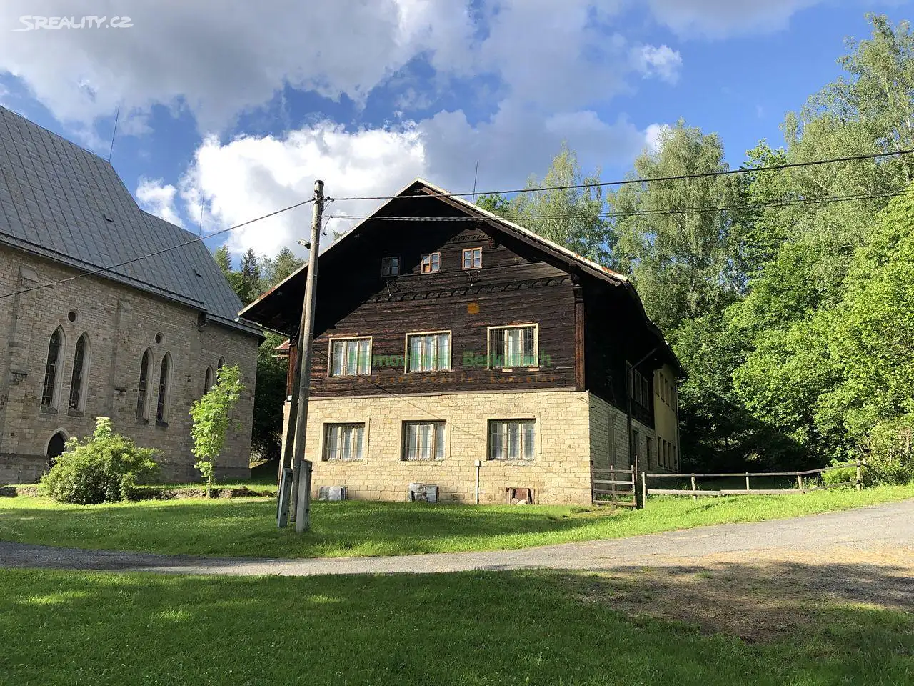Prodej vily 764 m², pozemek 121 m², Staré Hamry • Sreality.cz