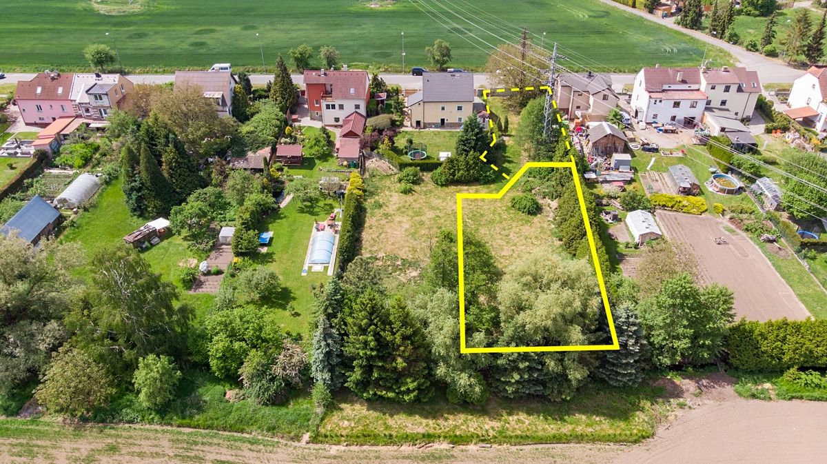 Prodej stavebního pozemku 910 m², Plzeň • Sreality.cz