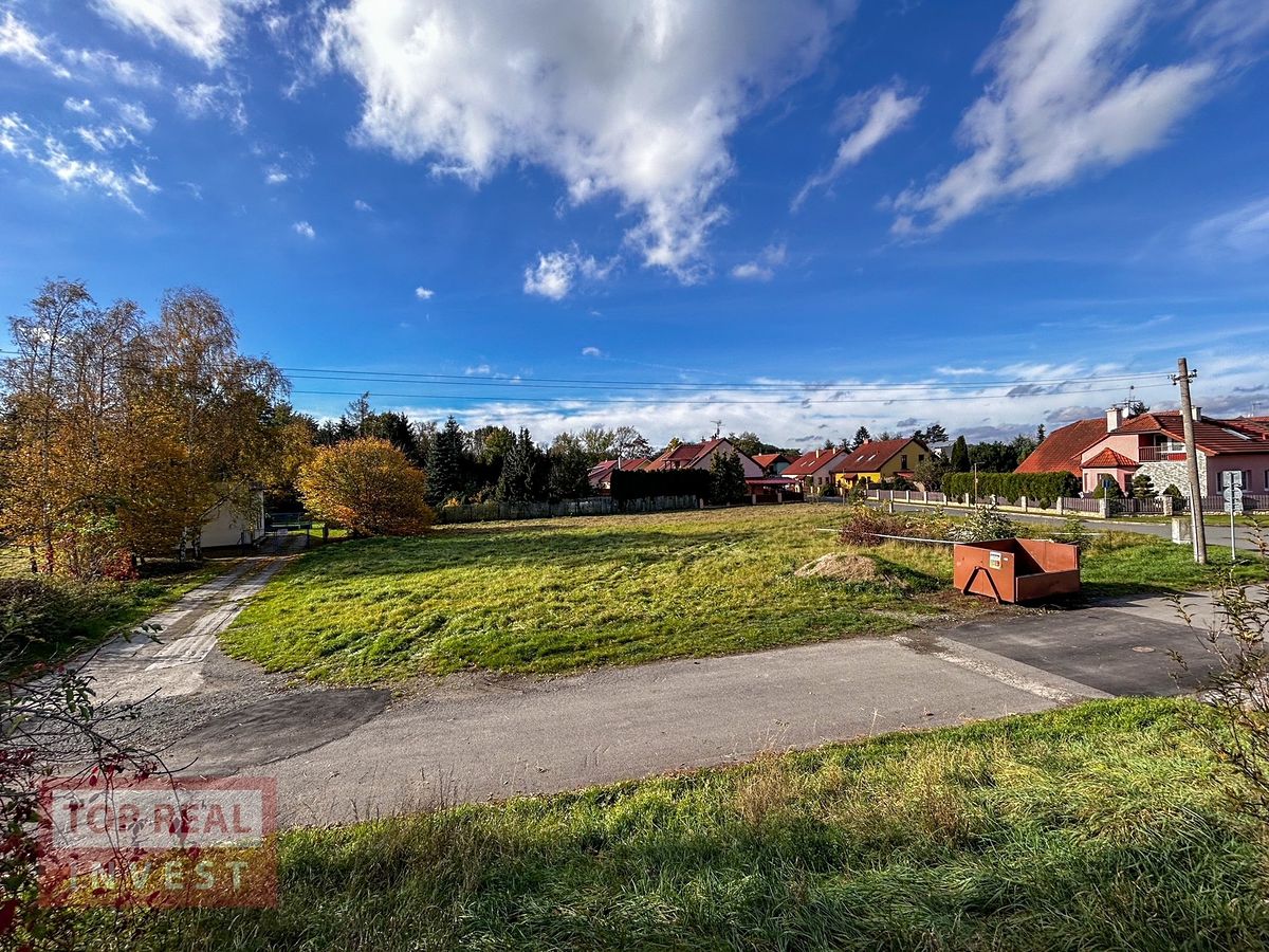 Prodej stavebního pozemku 859 m², Emila Filly, Chropyně • Sreality.cz