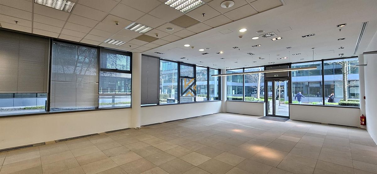 Pronájem obchodního prostoru 140 m², V Parku, Praha - Chodov • Sreality.cz