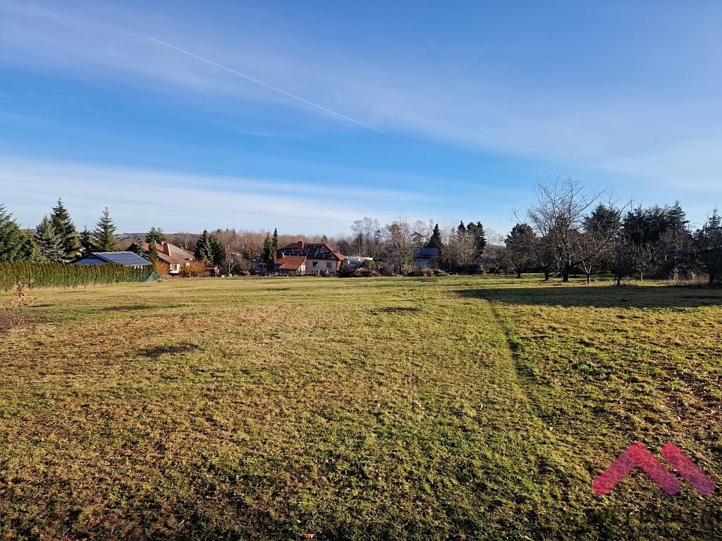 Prodej stavebního pozemku 1237 m², Na Větrov, Příbram - Žežice • Sreality.cz