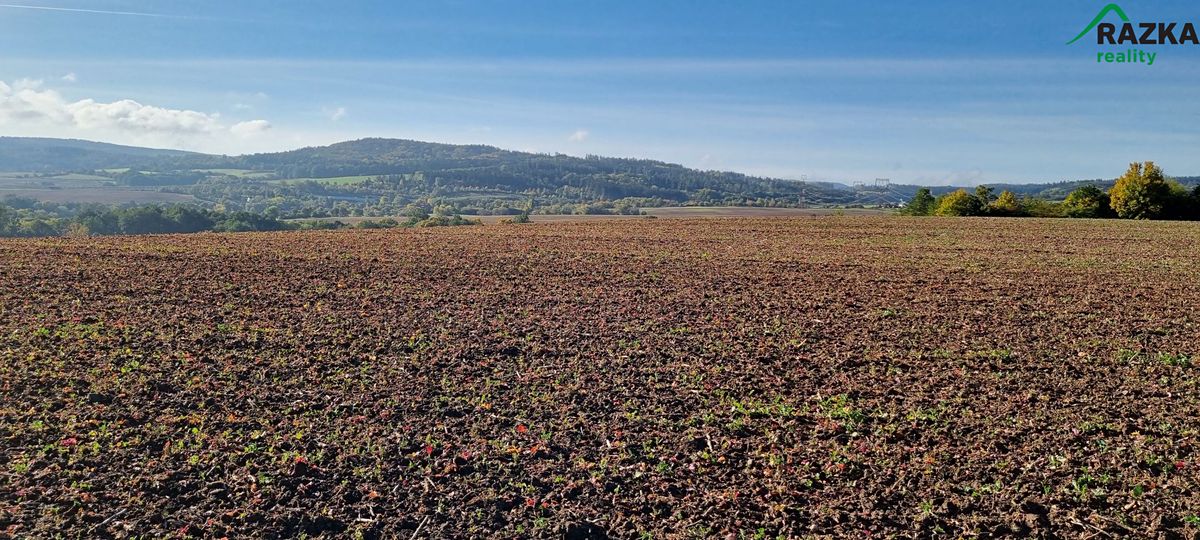 Prodej pole 3962037 m², Lubenec - Libkovice • Sreality.cz
