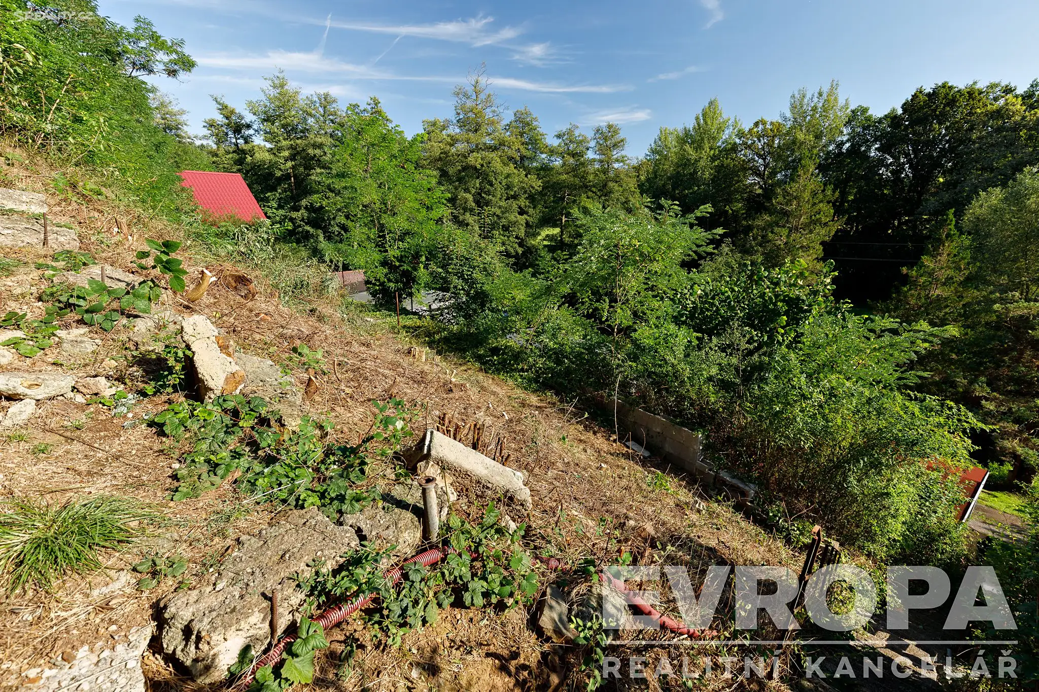 Prodej stavebního pozemku 232 m², Chrást • Sreality.cz