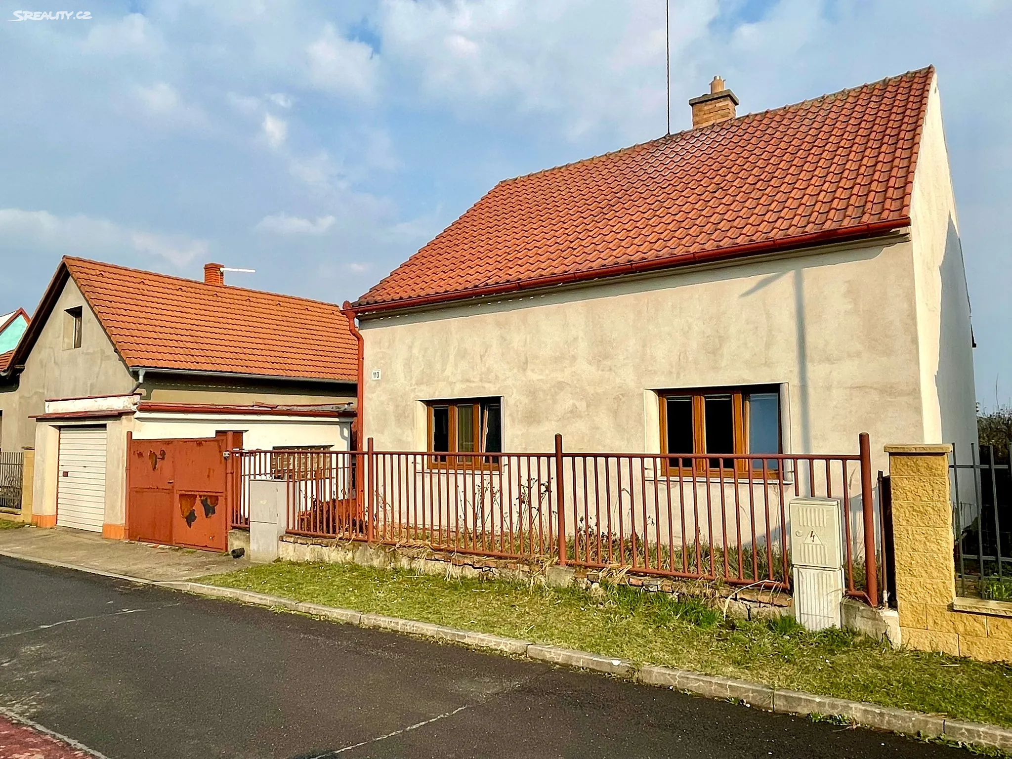 Prodej rodinného domu 140 m², pozemek 630 m², Dlouhá, Malé Žernoseky • Sreality.cz