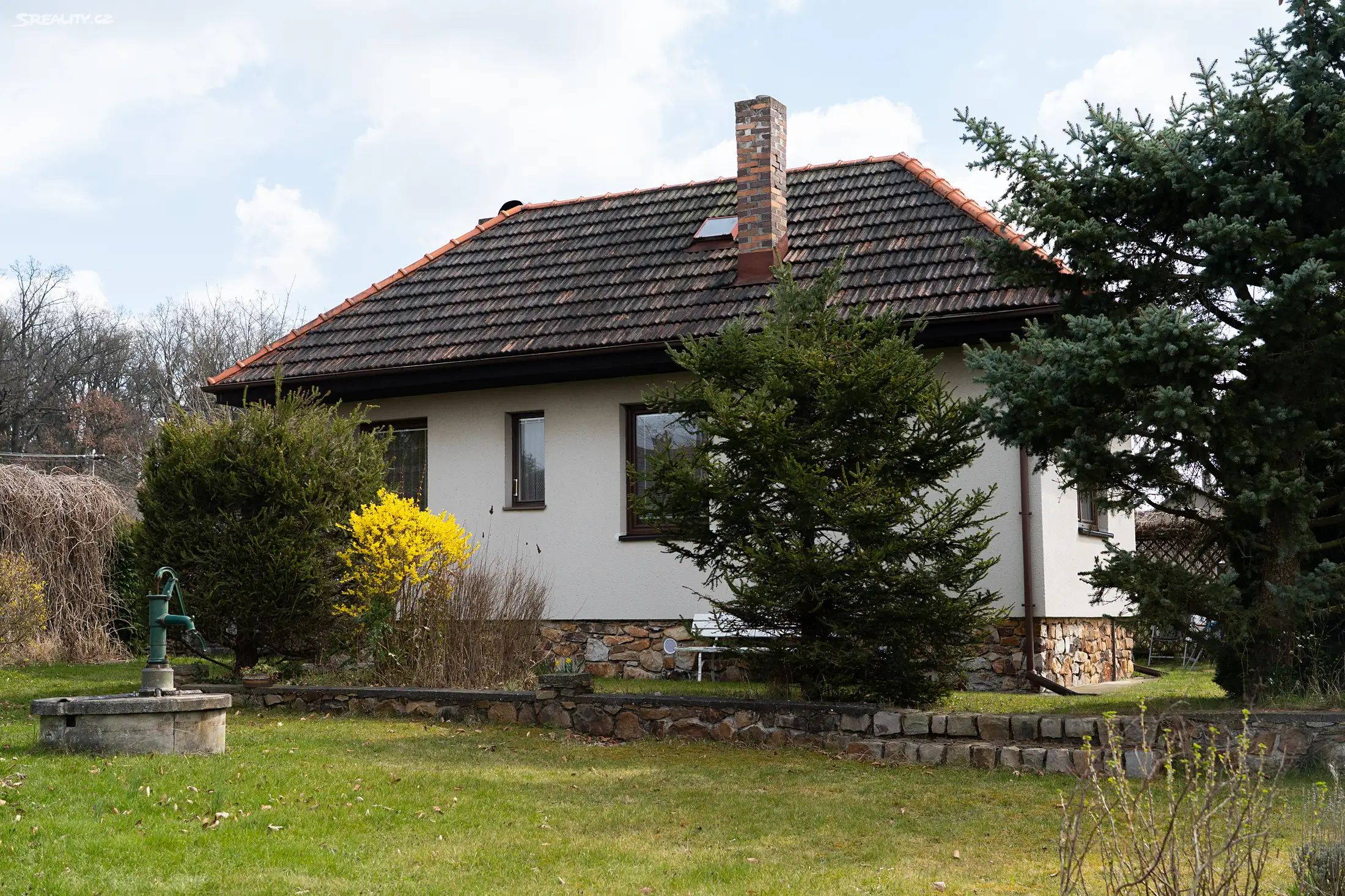 Prodej chaty 65 m², pozemek 1285 m², Svojkovice • Sreality.cz