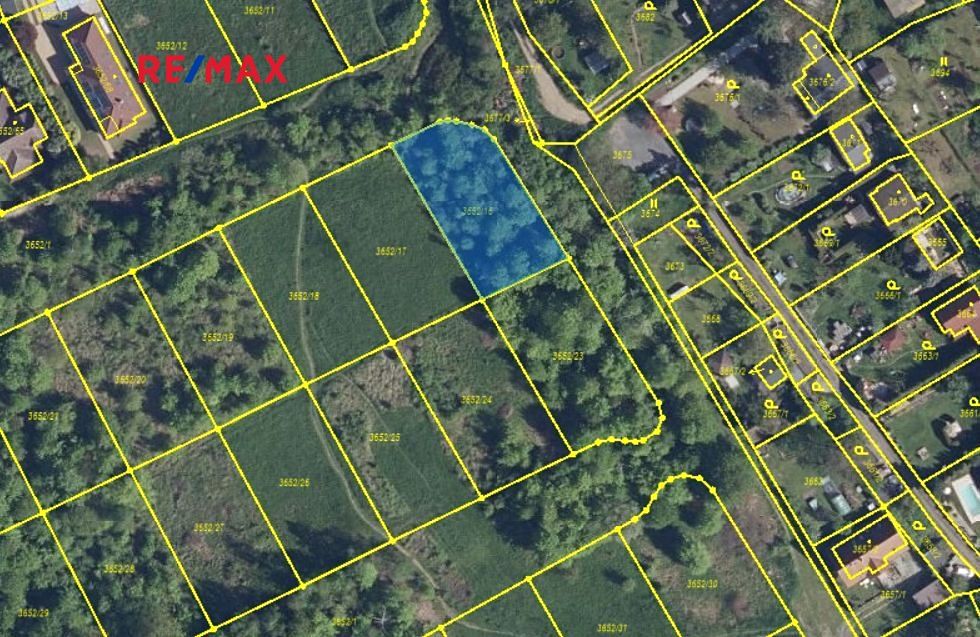 Prodej stavebního pozemku 815 m², Ústí nad Labem - Ústí nad Labem-Střekov • Sreality.cz