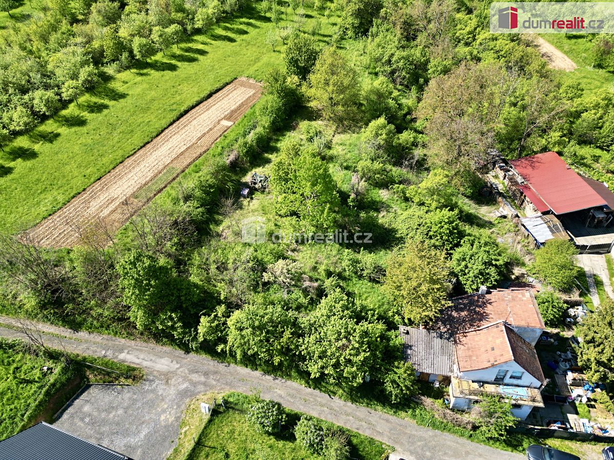 Prodej stavebního pozemku 1411 m², Jalubí • Sreality.cz
