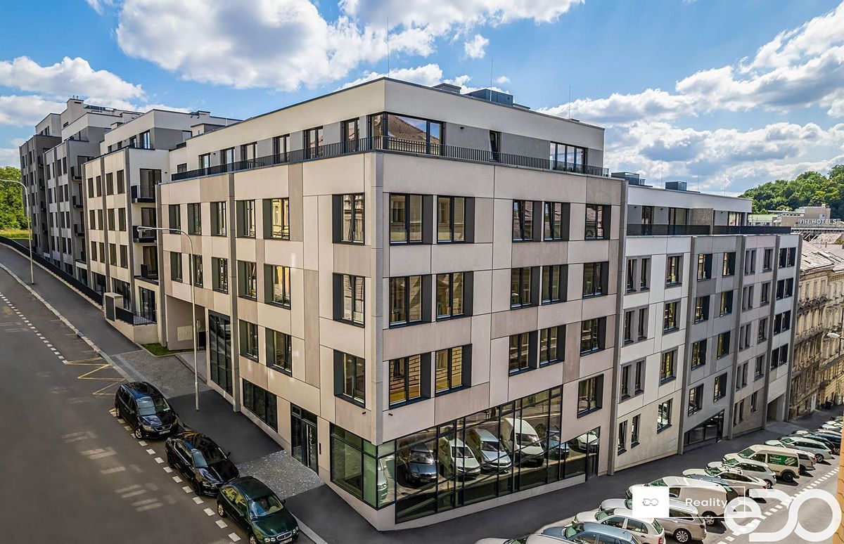 Pronájem obchodního prostoru 210 m², Grafická, Praha - Smíchov ...