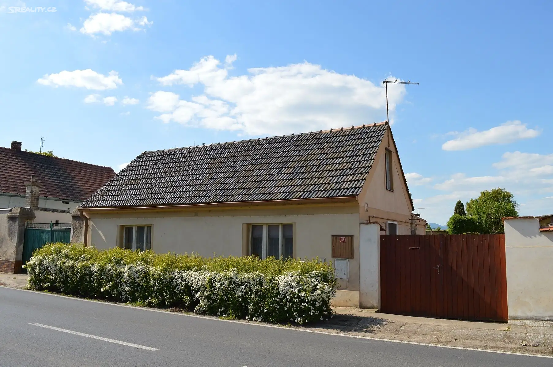 Prodej rodinného domu 140 m², pozemek 483 m², Libochovice - Dubany • Sreality.cz