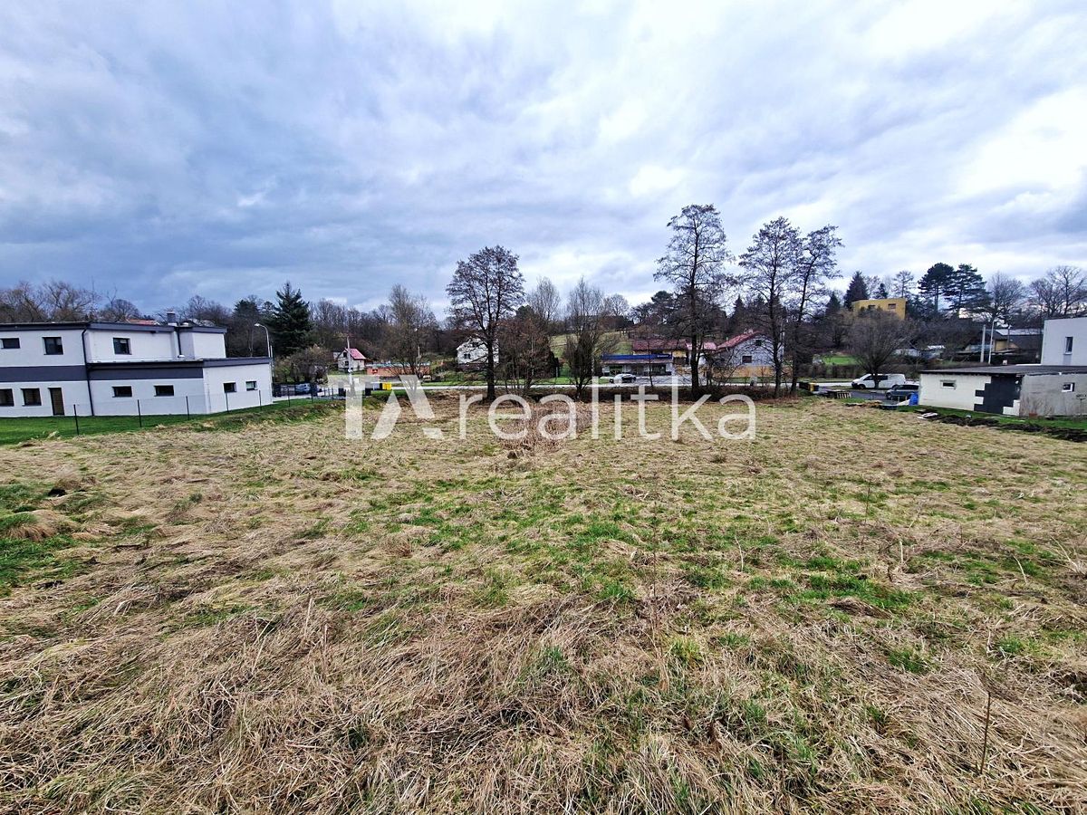 Prodej stavebního pozemku 1401 m², Zátiší, Orlová - Lutyně • Sreality.cz