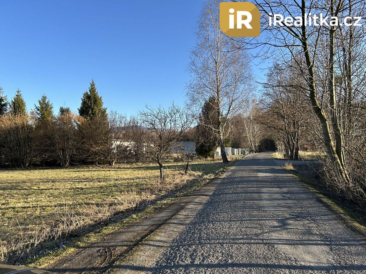 Prodej stavebního pozemku 2230 m², Hnojník • Sreality.cz