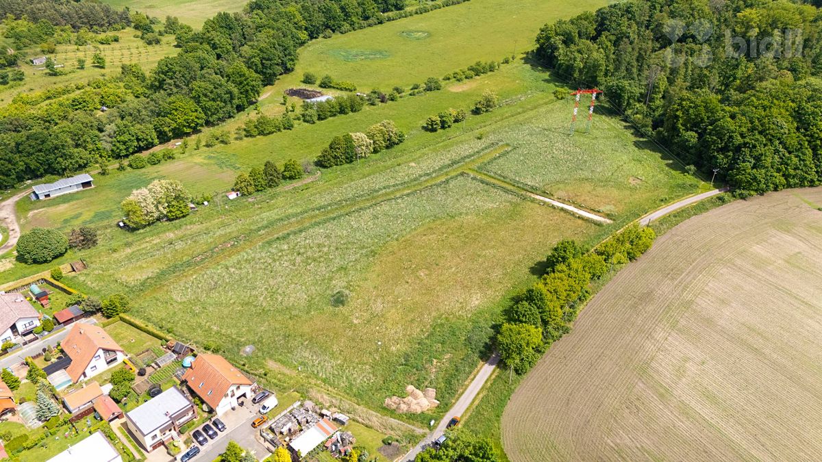 Prodej stavebního pozemku 701 m², Valy • Sreality.cz