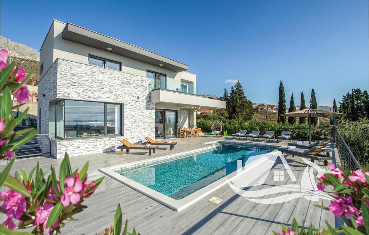 Prodej vily 195 m², pozemek 978 m², Split, Chorvatsko • Sreality.cz