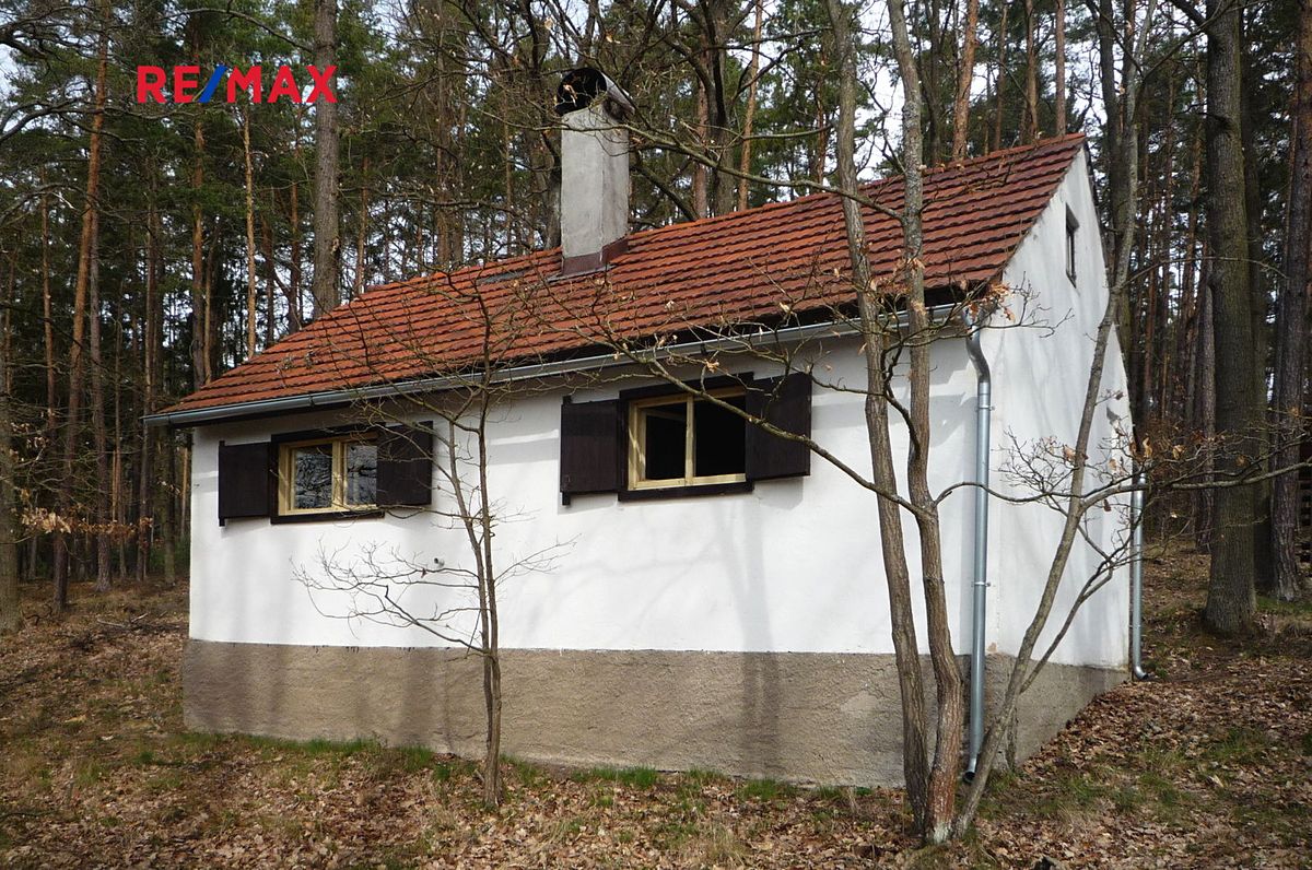 Prodej chaty 50 m², pozemek 46 m², Plasy - Babina • Sreality.cz