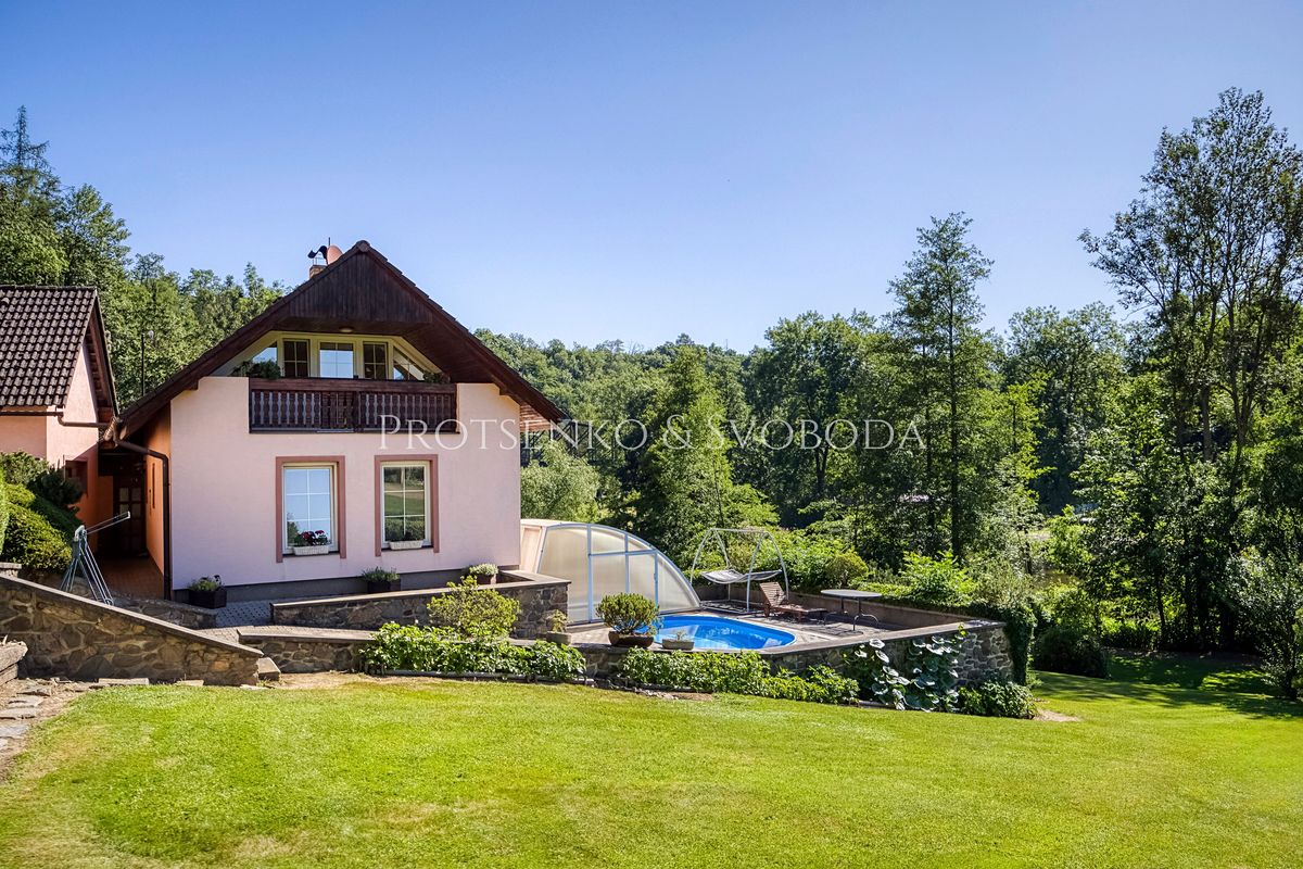 Prodej chalupy 257 m², pozemek 4348 m², Ledečko • Sreality.cz