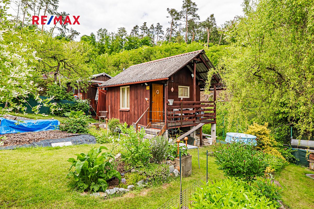 Prodej chaty 19 m², pozemek 335 m², Týnec nad Sázavou - Pecerady • Sreality.cz