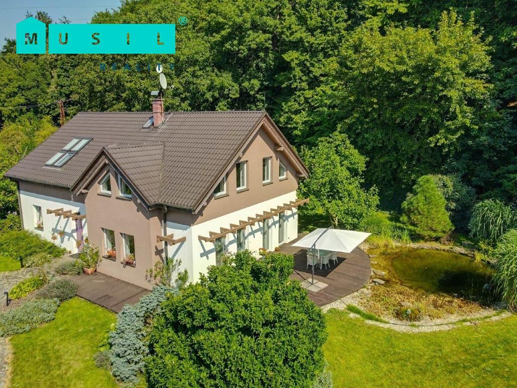 Prodej rodinného domu 200 m², pozemek 1865 m², Za Humny, Šternberk ...