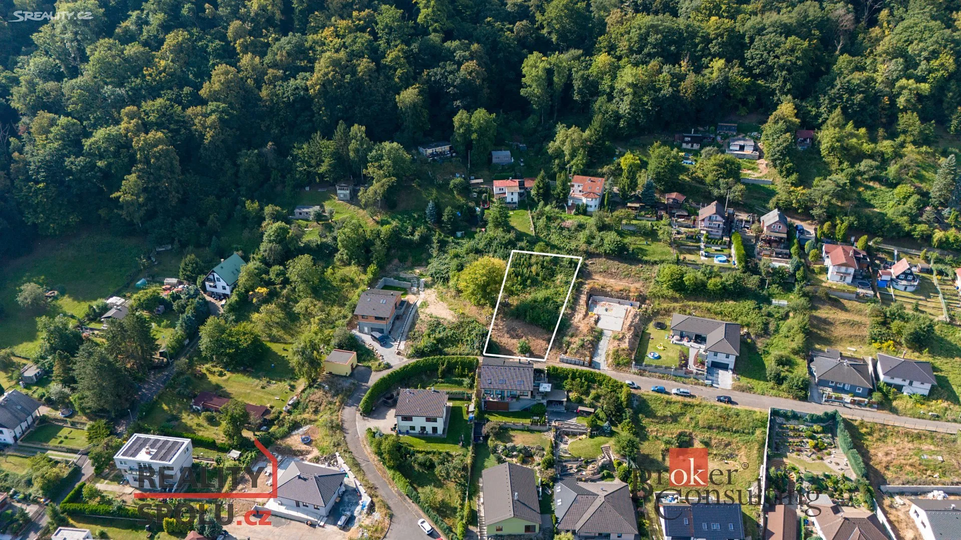 Prodej stavebního pozemku 1202 m², Kruhová, Ústí nad Labem - Vaňov • Sreality.cz