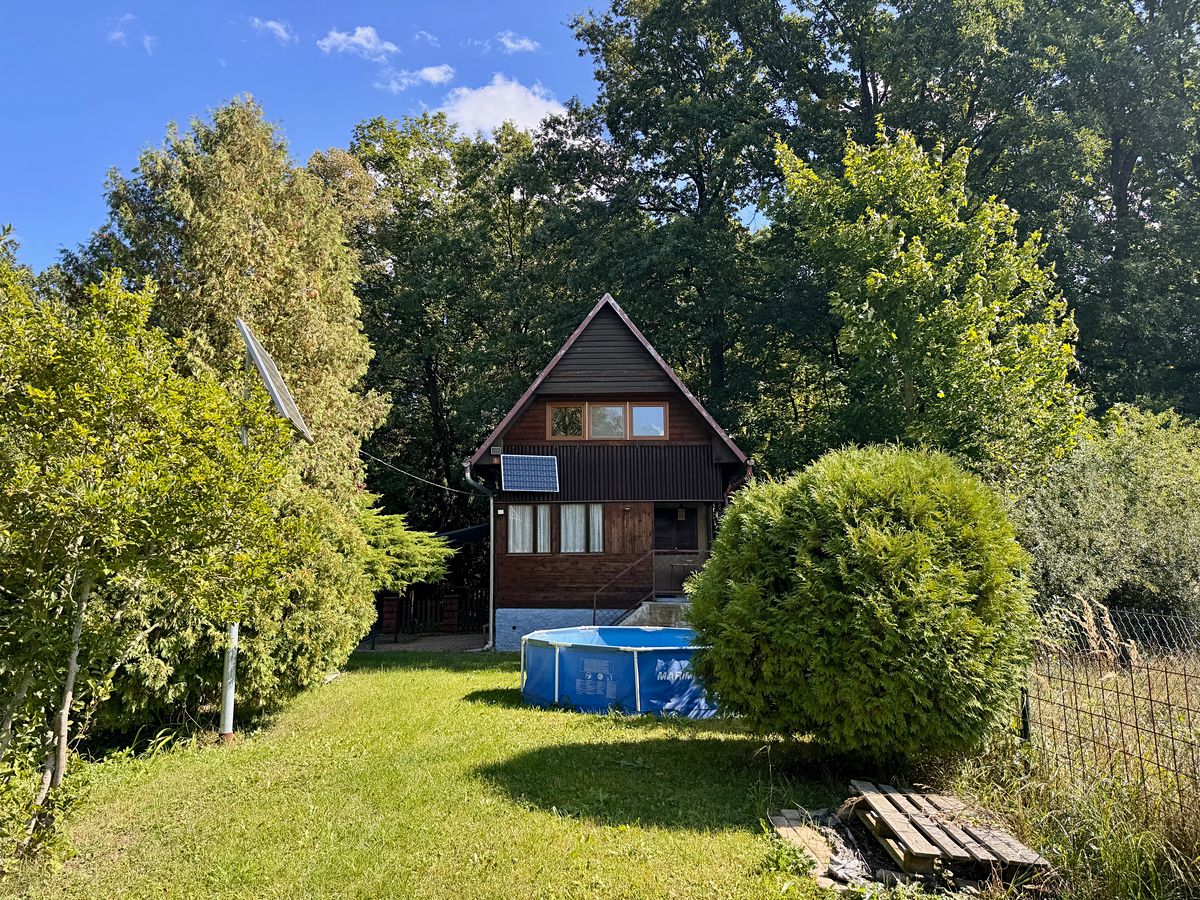 Prodej chaty 93 m², pozemek 490 m², Holice - Podlesí • Sreality.cz