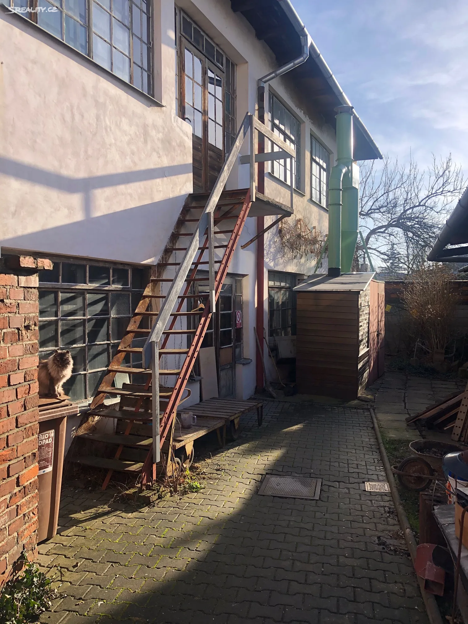 Pronájem výrobní haly, prostoru 195 m², Lazecká, Olomouc • Sreality.cz