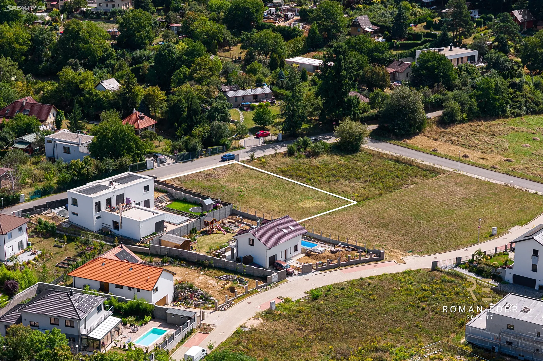 Prodej stavebního pozemku 837 m², Břeňova, Praha - Zbraslav • Sreality.cz