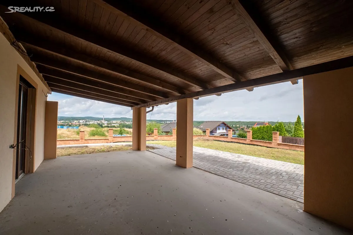 Prodej rodinného domu 218 m², pozemek 1043 m², U Pískovny, Stará Huť ...