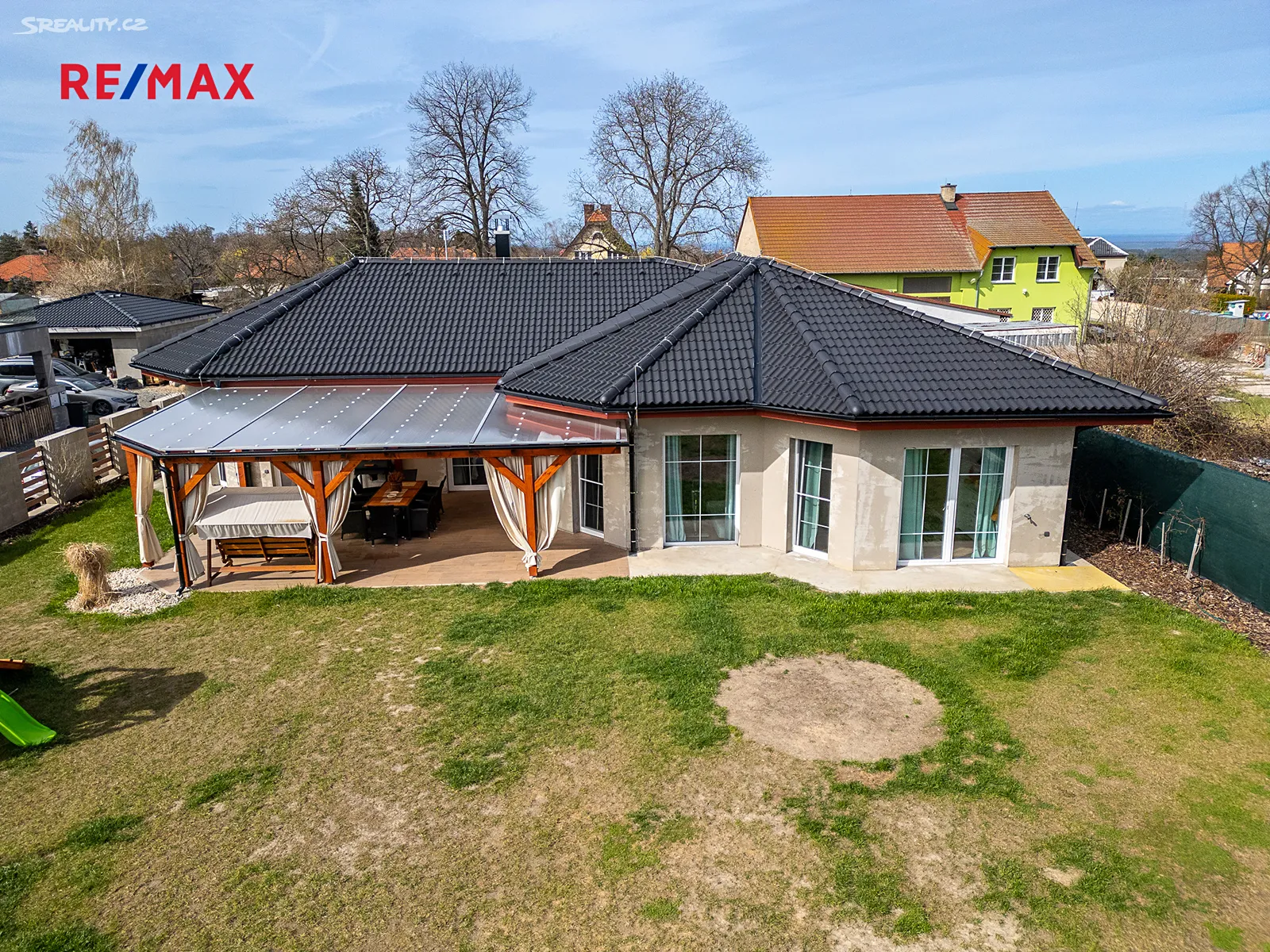 Prodej rodinného domu 140 m², pozemek 801 m², Kostelec nad Černými lesy • Sreality.cz