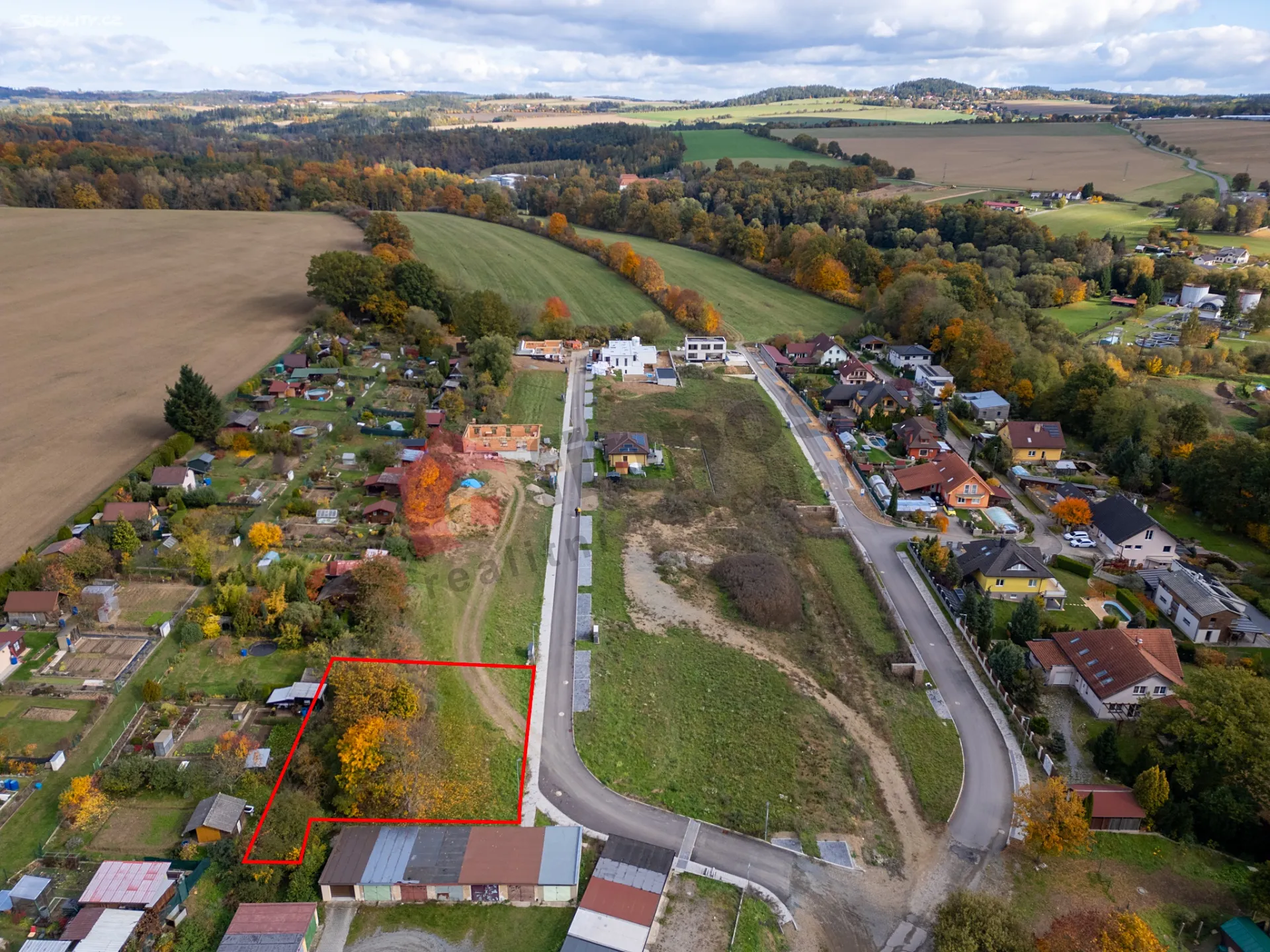 Prodej stavebního pozemku 741 m², Vlašim • Sreality.cz