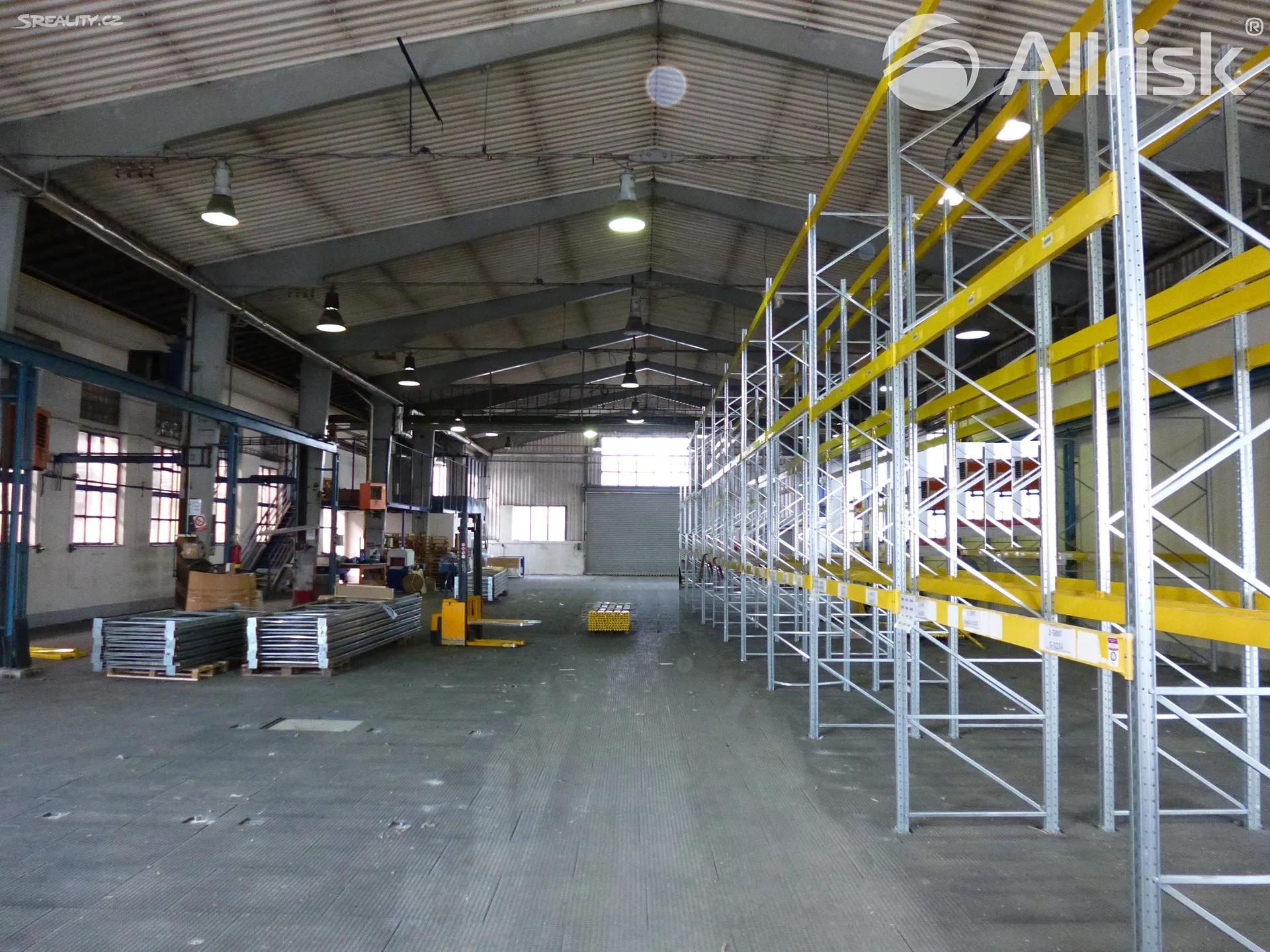 Pronájem výrobní haly, prostoru 908 m², Brno - Brno-jih • Sreality.cz