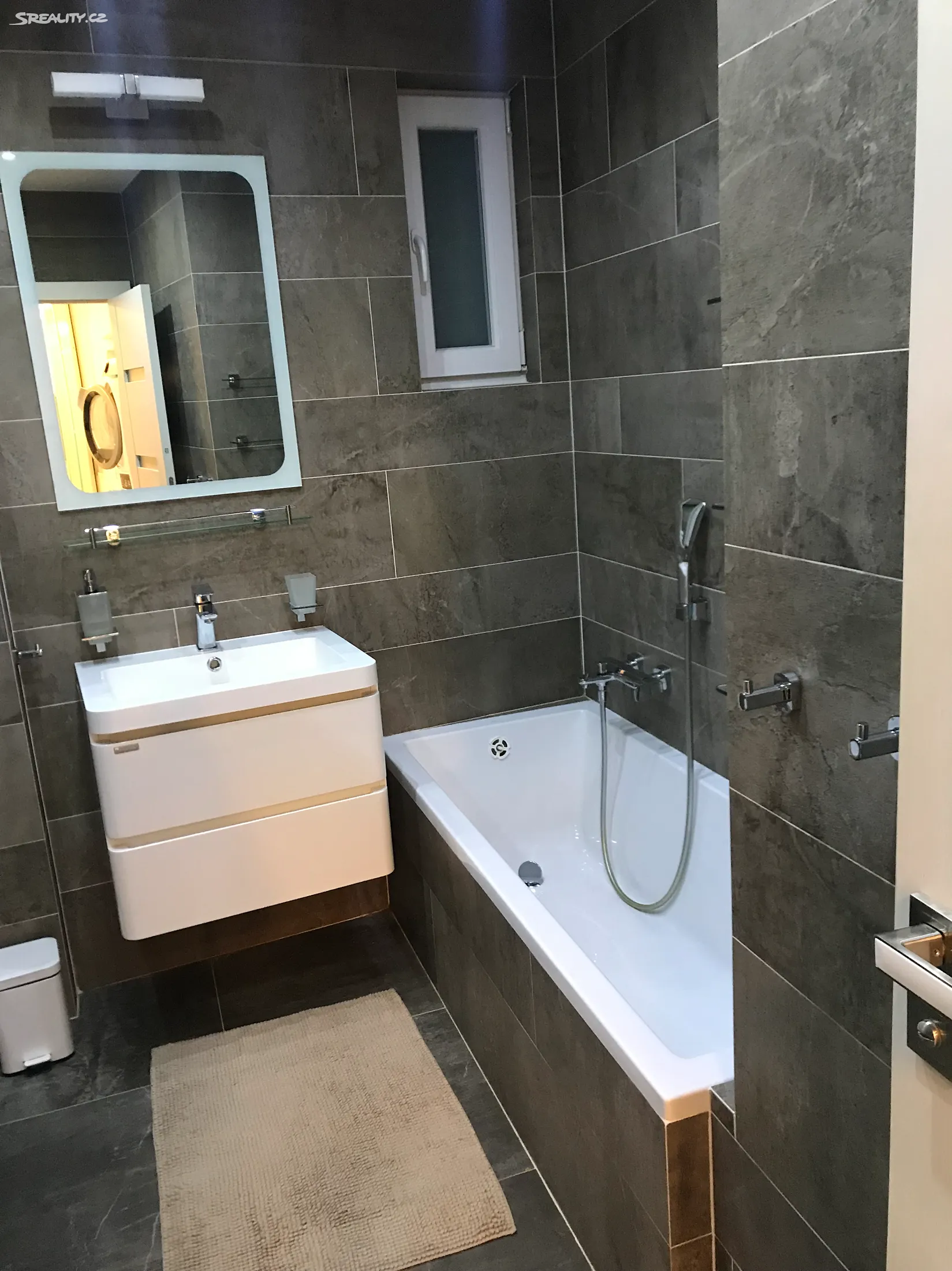 Pronájem bytu 3+kk 75 m², Koulova, Praha - Dejvice • Sreality.cz