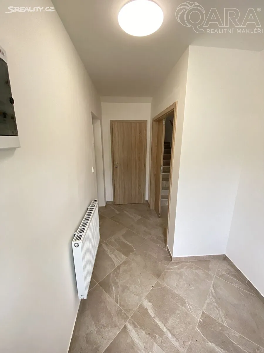 Pronájem rodinného domu 180 m², pozemek 226 m², Ivanovice na Hané ...