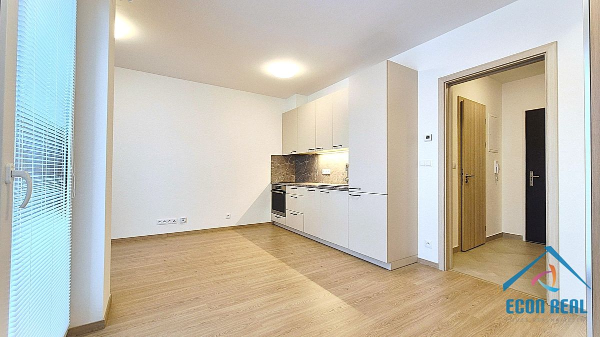 Pronájem bytu 1+kk 32 m², Drahňovická, Praha - Chodov • Sreality.cz