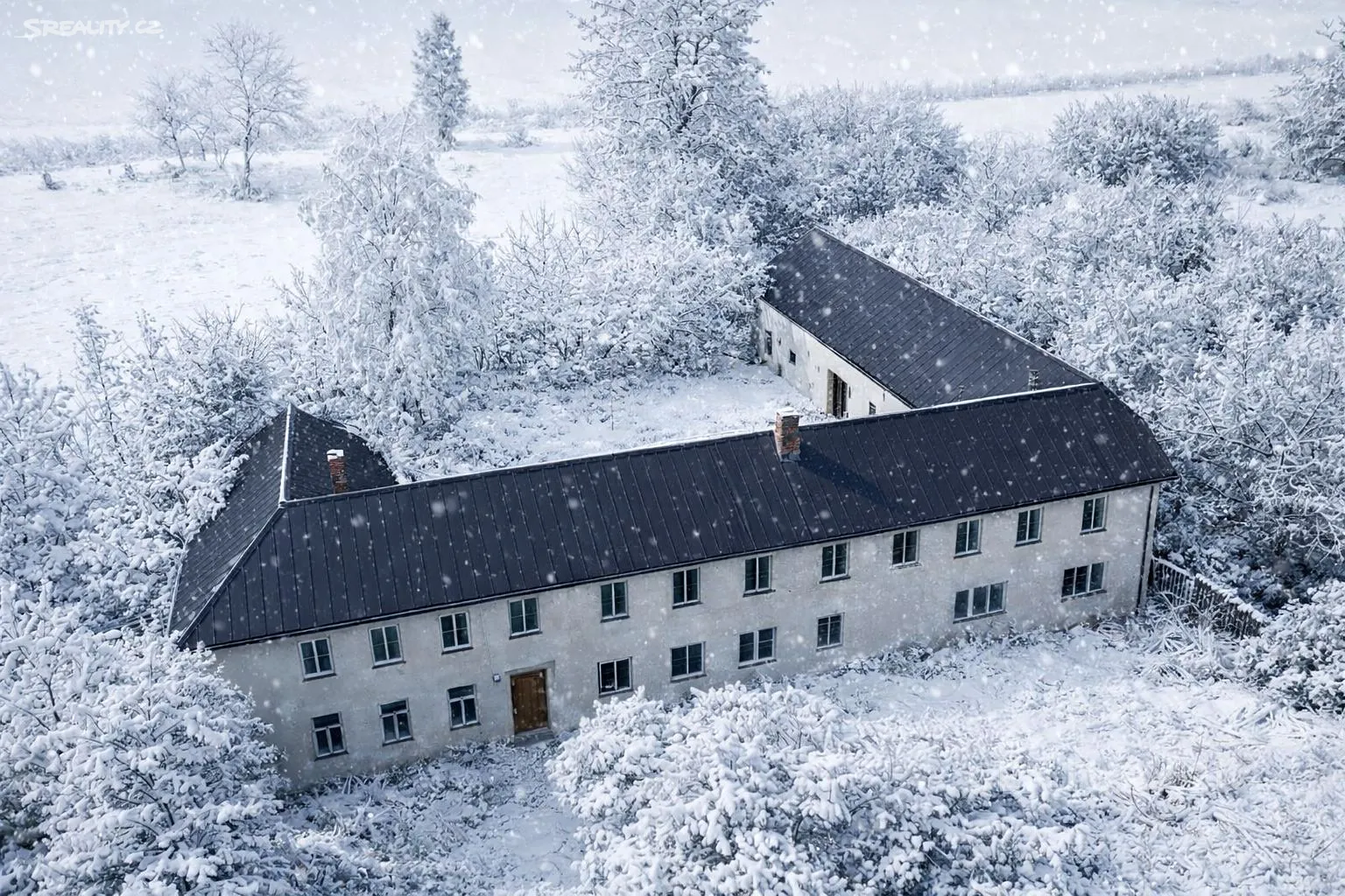 Prodej zemědělské usedlosti 996 m², pozemek 1547 m², Karle • Sreality.cz