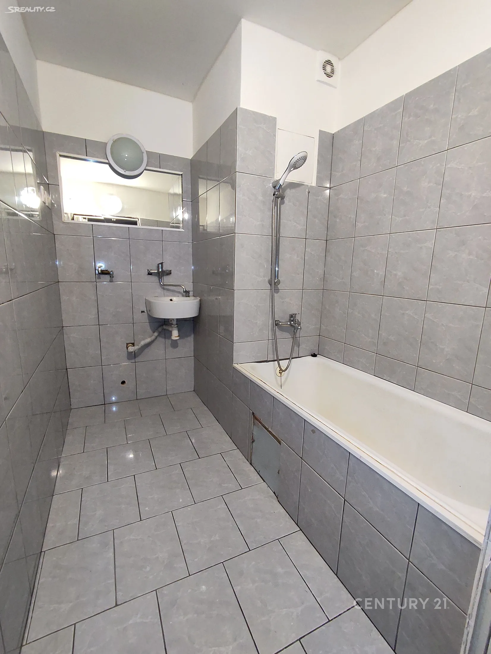 Pronájem bytu 3+1 94 m², Jindřichův Hradec - Otín • Sreality.cz