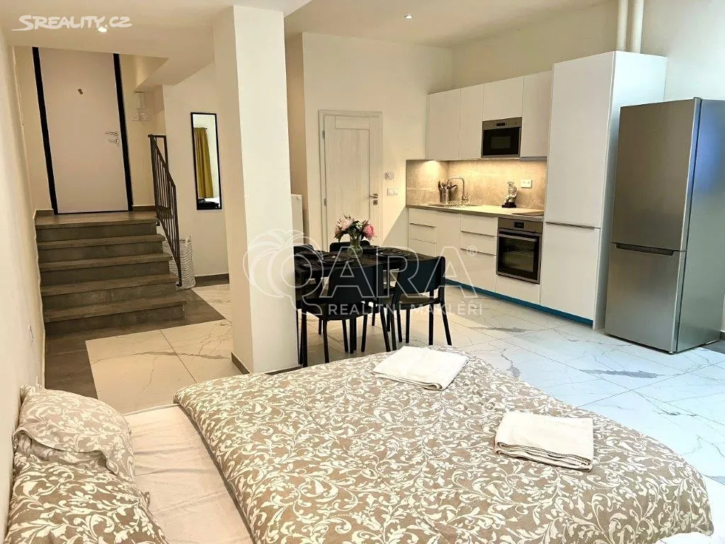 Prodej bytu 1+kk 52 m², Plzeňská, Praha - Smíchov • Sreality.cz