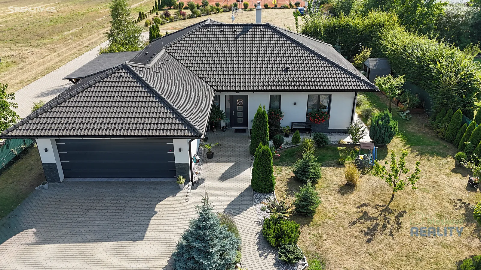 Prodej rodinného domu 163 m², pozemek 871 m², Sportovní, Horoušany ...