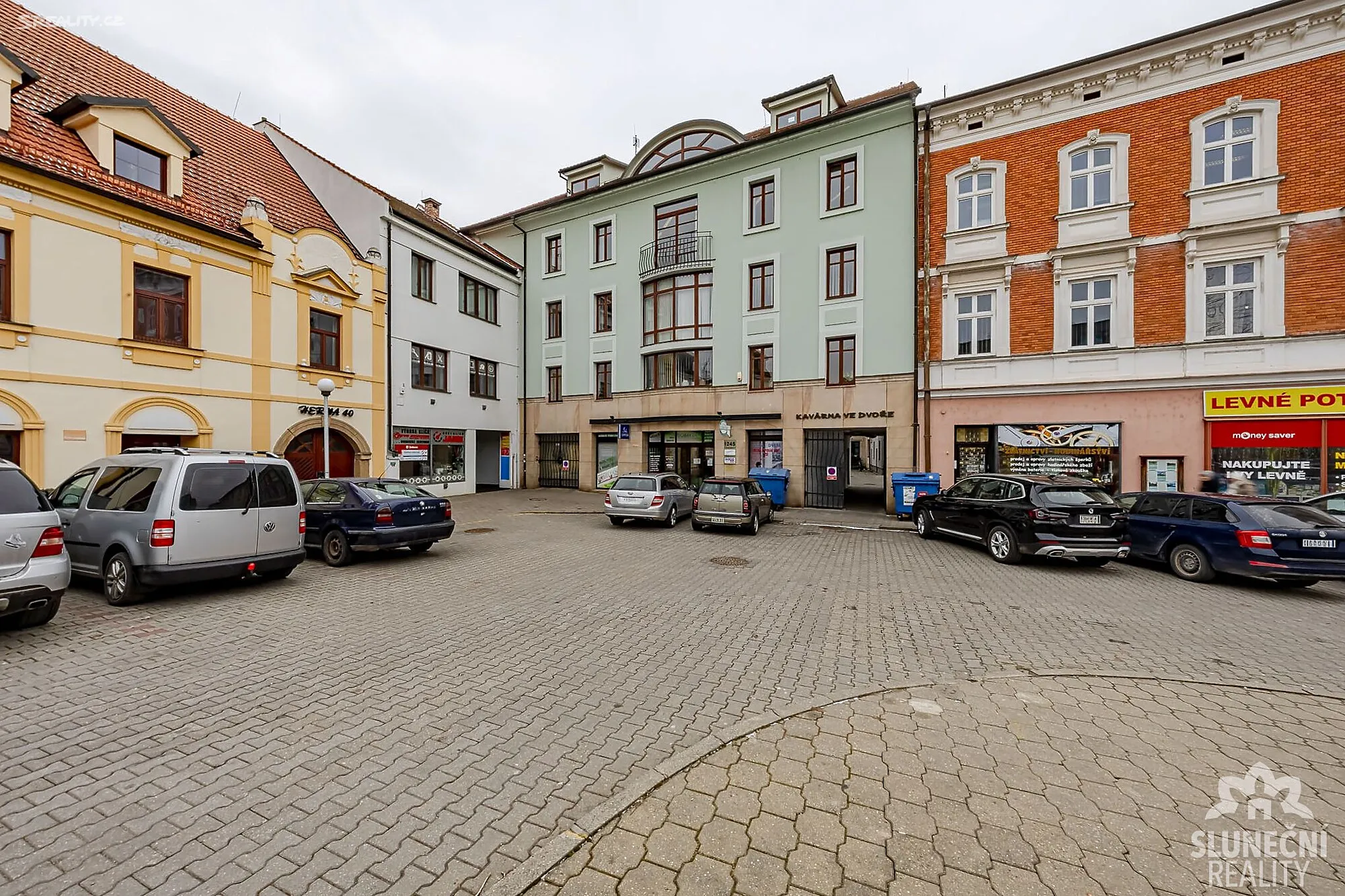 Prodej obchodního prostoru 992 m², Zelný trh, Uherské Hradiště ...